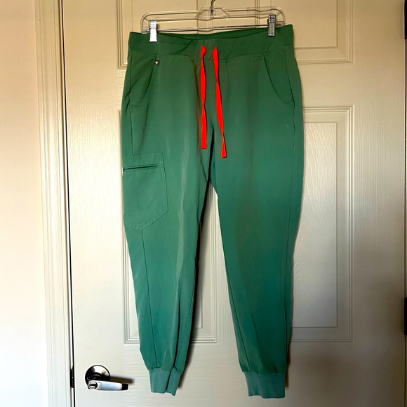 Figs | Pants & Jumpsuits | Figs Mp Zamora Joggers Jade | Poshmark